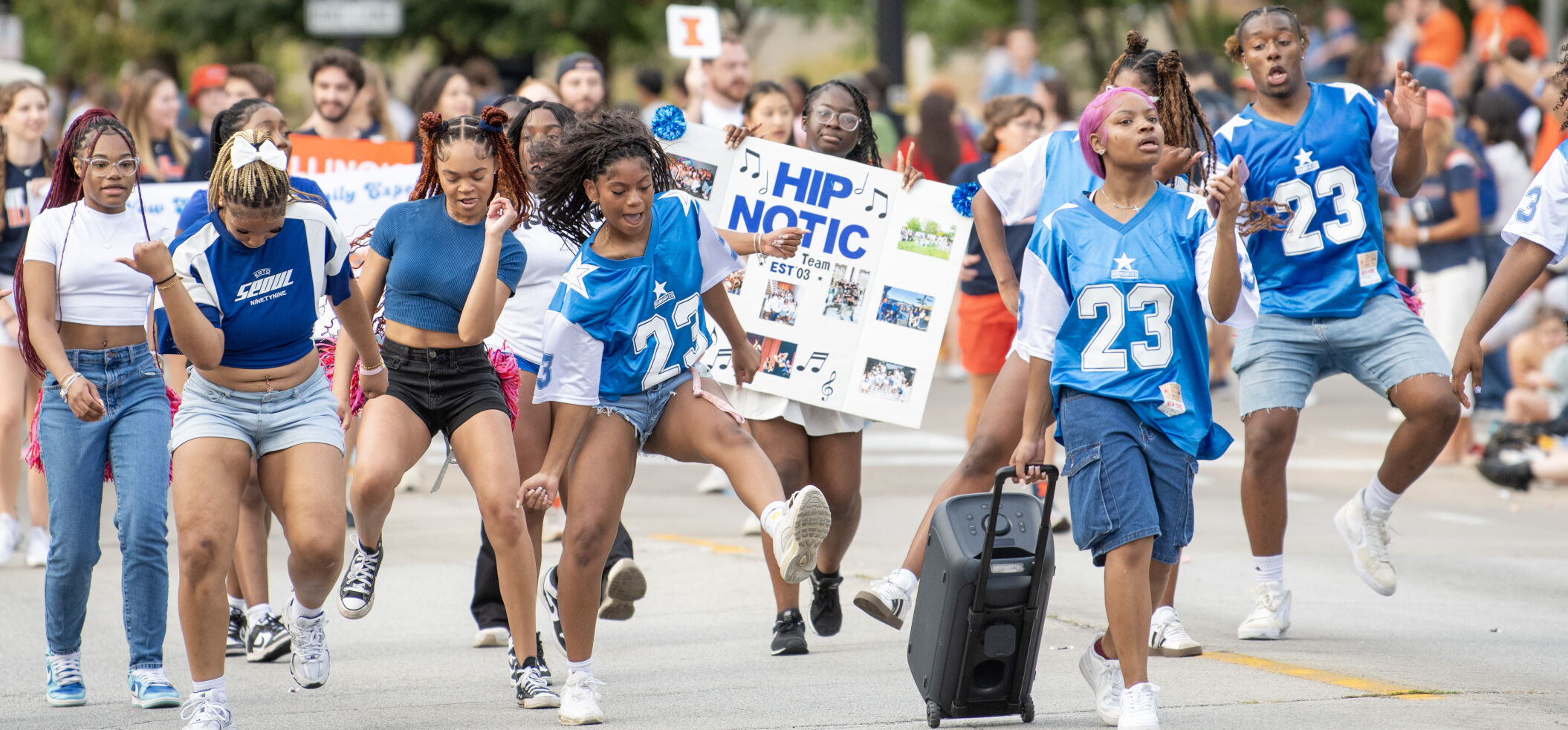 PHOTO GALLERY: University of Illinois Homecoming Parade 2024 | Local ...