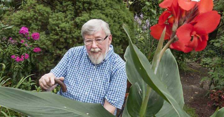 Garden of the Week: Harry Breen | Local News | news-gazette.com
