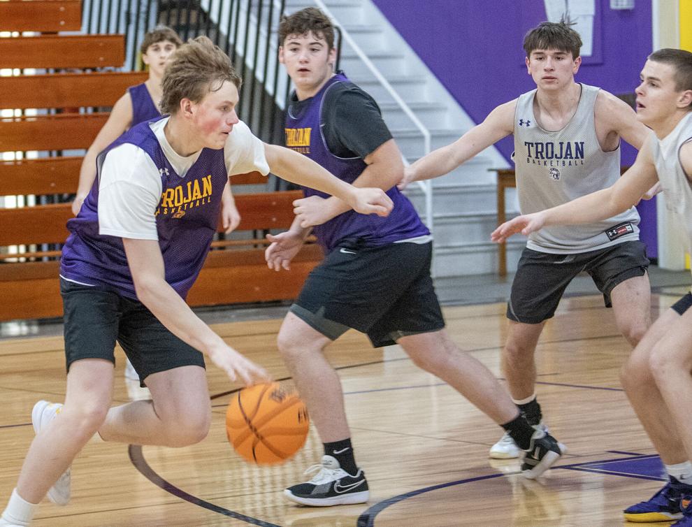 Hope — and success — is back for Armstrong-Potomac basketball | Sports ...