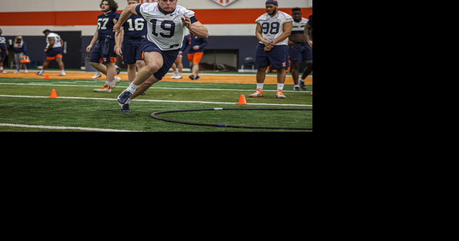 Asmussen | Robertson continues his whirlwind journey in Champaign ...