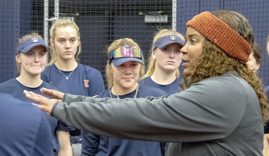 New facility, tenured players lead to hope for Illinois softball ...