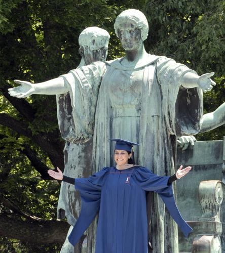 Illinois Graduates at the Alma Mater | | news-gazette.com