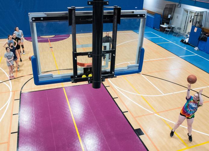 Owls fired up for first-ever girls' basketball home game | Sports ...