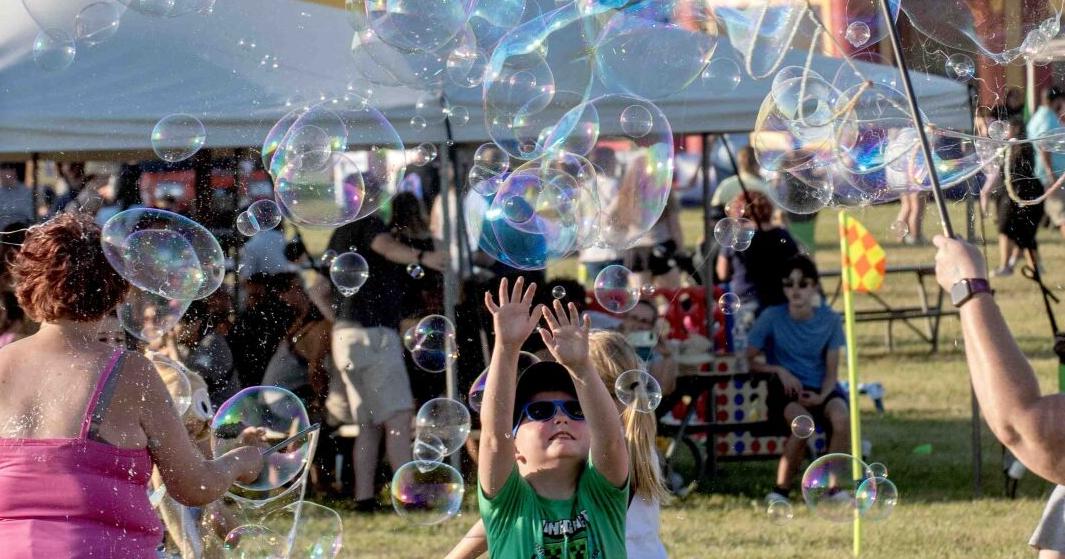 PHOTO GALLERY: Balloons Over Vermilion 2025 | Features | news-gazette.com