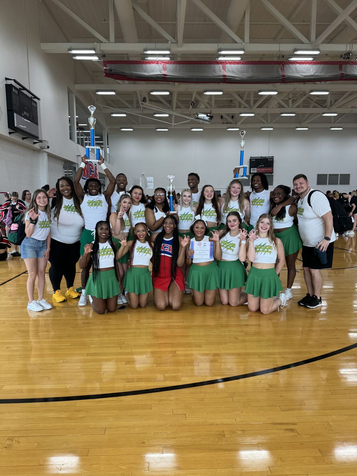 DACC cheerleaders earn trip to nationals at University of Louisville ...