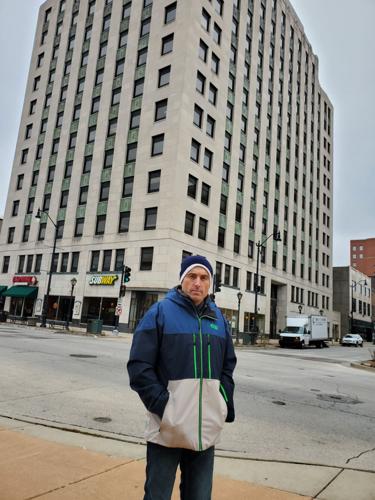 Fithian state rep stands his ground to get meeting over unemployment ...