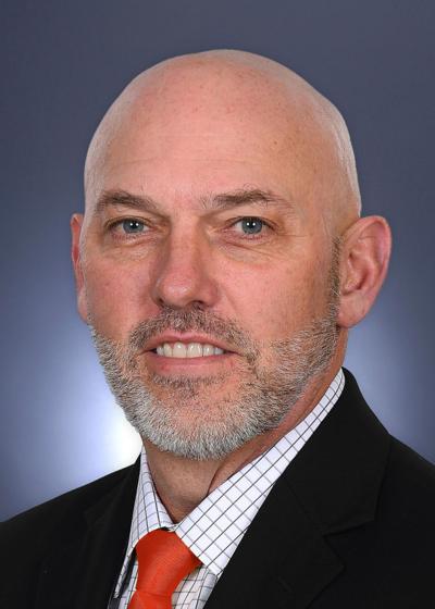 Tony Petersen tabbed as Bielema's first offensive coordinator | Sports ...