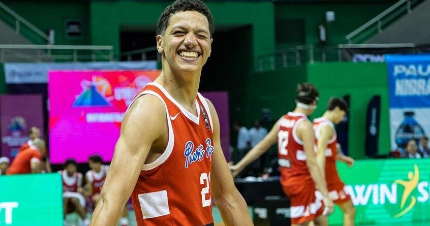 Good Morning, Illini Nation: Illinois offers 2026 guard Felipe Quinones ...