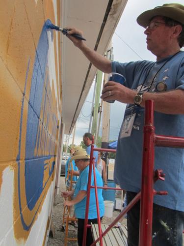 Walldogs artists to descend on Villa Grove | Art | news-gazette.com