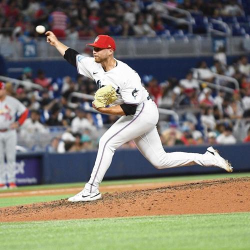 Bob Asmussen | Marriage, MLB debut and his own trading card: '23 a ...