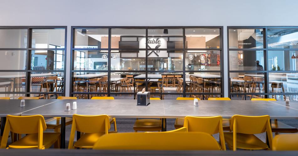 At new UI dining hall, thousands of students eat in style | University ...