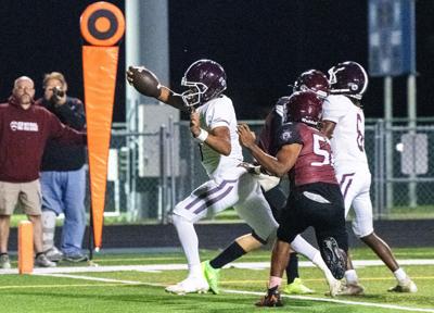 Vikings survive Maroons’ wild comeback to keep playoff hopes alive ...