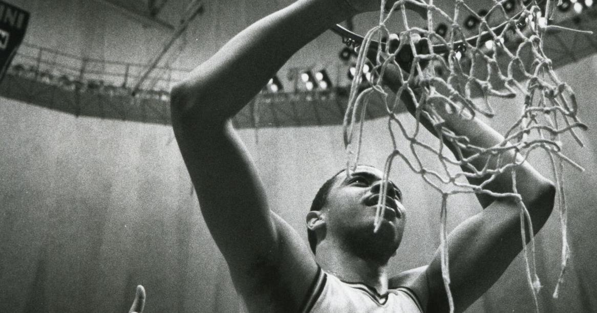 A Life Remembered: Winters helped revitalize Illinois basketball in ...