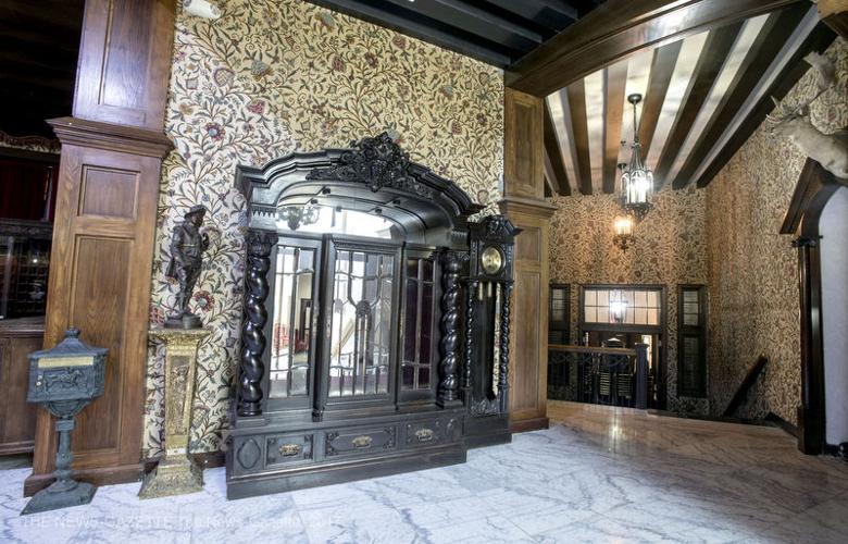 Landmark Hotel tour | News | news-gazette.com