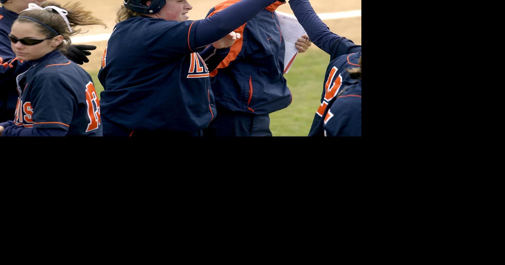 Hall finding 'overwhelming' support as new Illinois softball coach ...