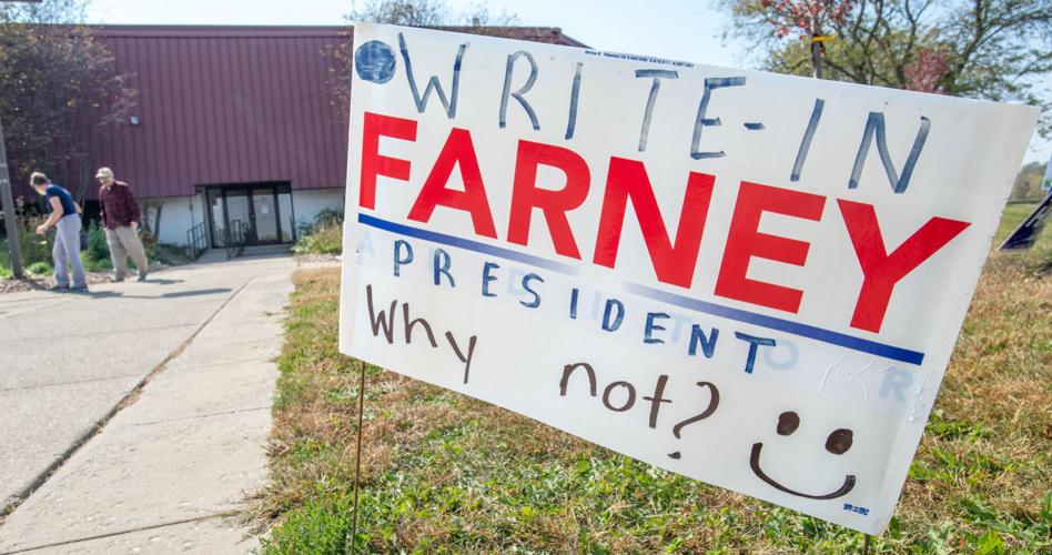 Tom Kacich | Farney for president? Sounds good to him | Columns | news ...