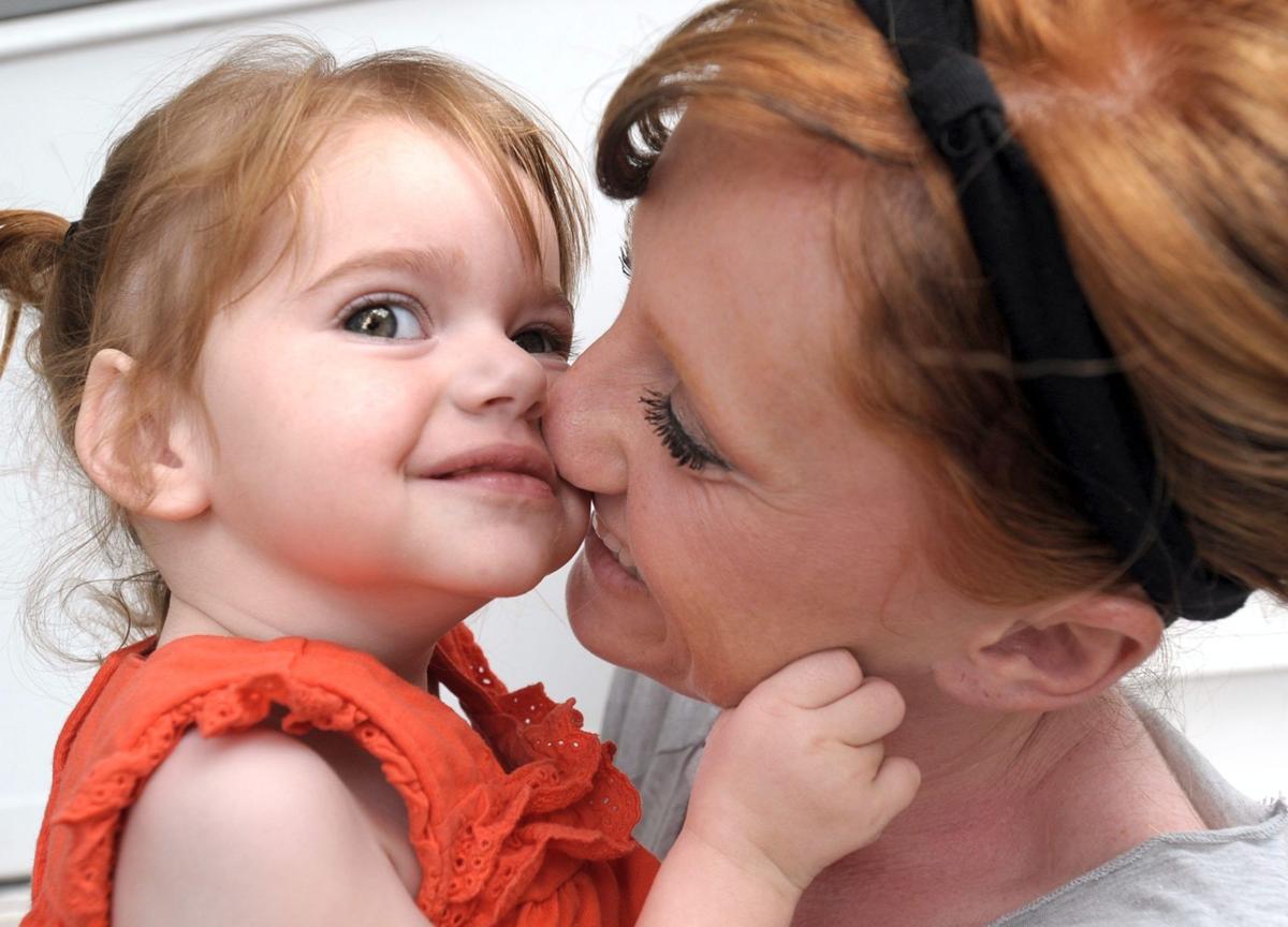 Mom of girl with genetic disorder starts group to aid families affected ...