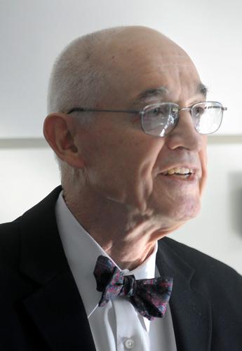 2011: LED inventor Holonyak joining hall of fame | News | news-gazette.com