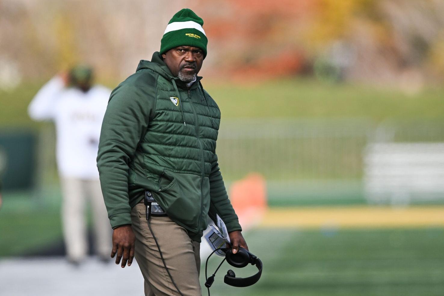 Longtime NFL pro named Illinois running backs coach | Sports | news ...