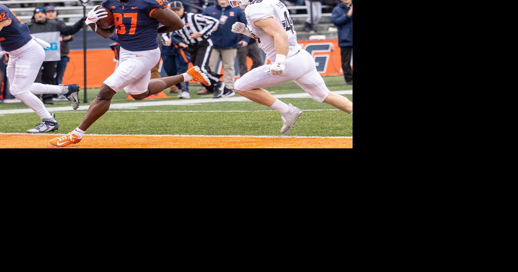 Barker withdraws from NFL draft, enters portal | Sports | news-gazette.com