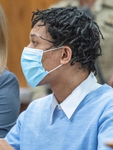 Champaign detectives testify about linking defendant to 2017 murder ...