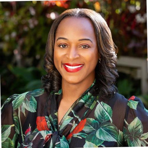 Big 10: Distinguished alums take a stroll down memory lane | University ...