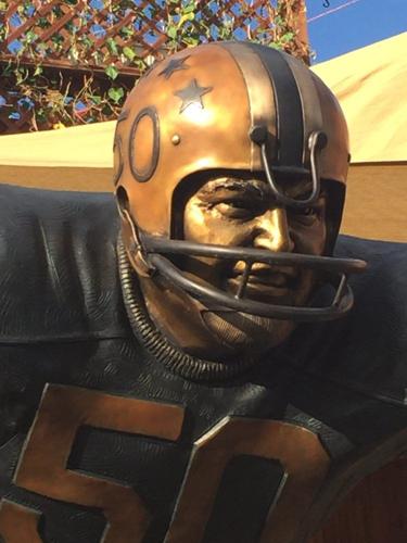 'A great player and a great inspiration': Long-awaited Butkus statue on ...