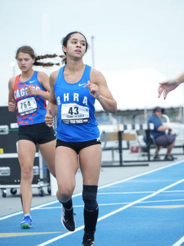 PHOTO GALLERY: Day 1 of IHSA girls' track and field | Sports | news ...