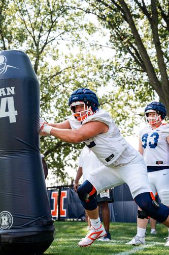 Bob Asmussen | Farrell not standing pat | Content | news-gazette.com