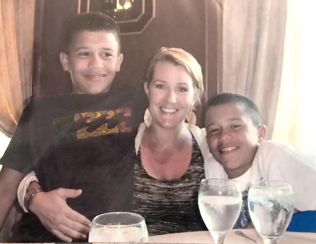 Asmussen | Illini twins have overcome the odds — and then some | Sports ...