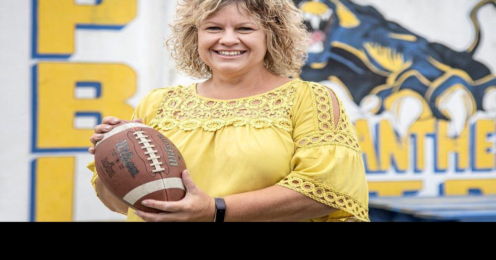 Women in Football: Jennifer Anderson, Paxton-Buckley-Loda | Sports ...