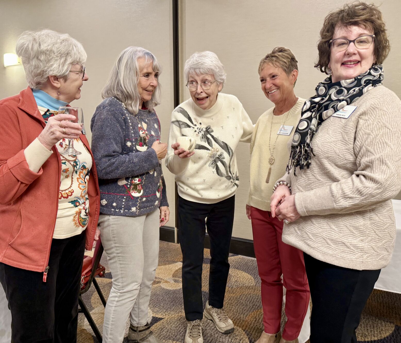 Jill Pyrz | Service with a smile | Columns | news-gazette.com