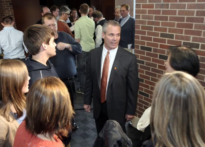 Tim Beckman arrives | Illini football news | news-gazette.com
