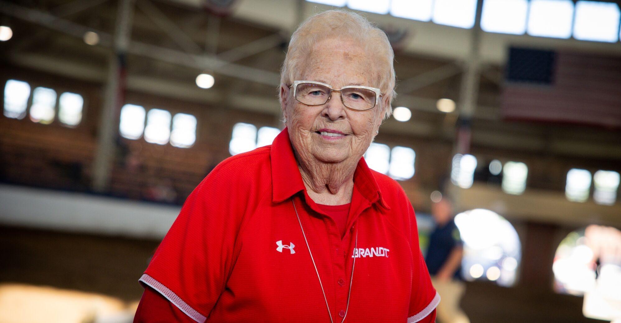 Meeting Minutes & More | Local flavor to 60th class of Lincoln ...