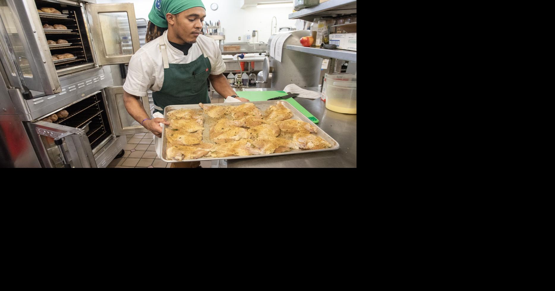 Bob Asmussen | ClarkLindsey's chef cookin' up a storm | Newsletter ...