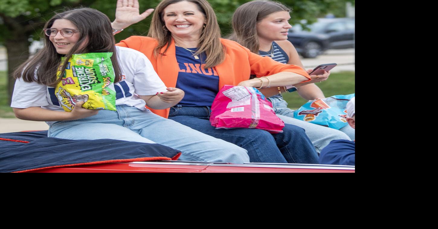 PHOTO GALLERY: University of Illinois Homecoming Parade 2024 | Local ...