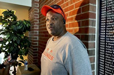 Kenny Battle goes 2 for 2 on halls of fame | Sports | news-gazette.com