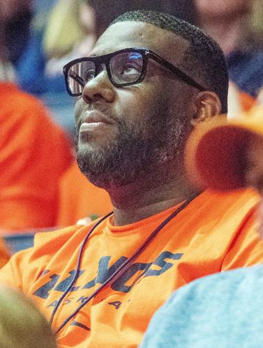 Good Morning, Illini Nation: Jerrance Howard already making an impact ...