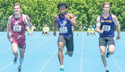 2023 boys' track and field state notebook: Okeke rallies for three ...