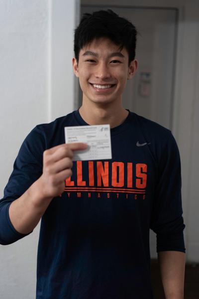 Manivong sticks landing, goes viral | Sports | news-gazette.com