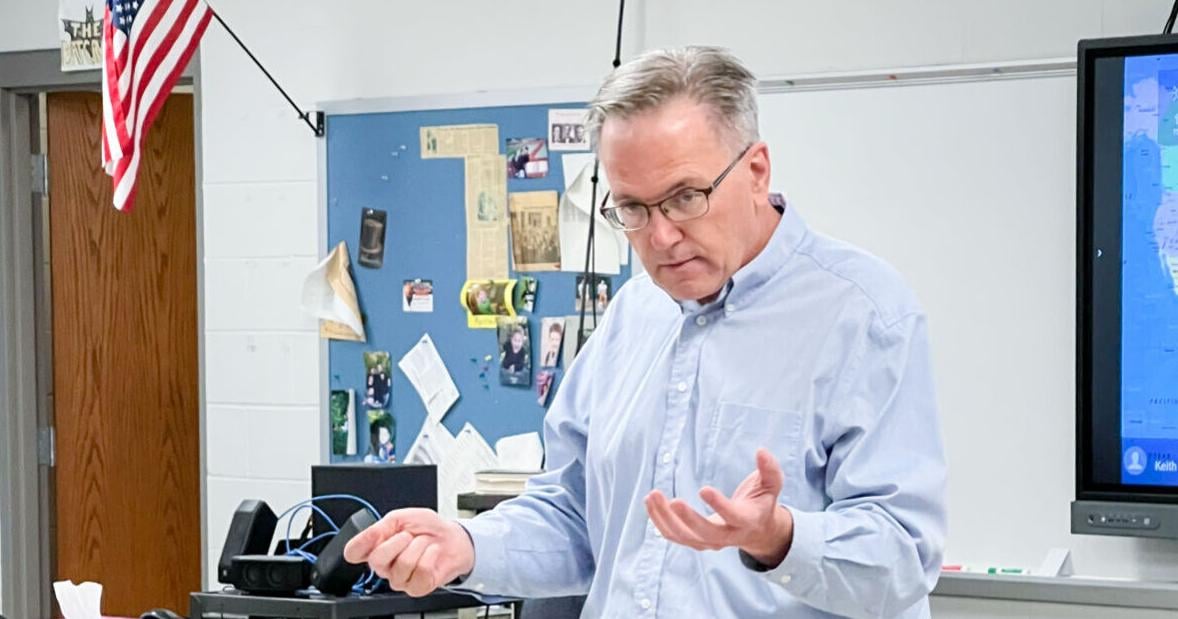 Teacher of the Week: Keith Pogue, social studies, Mahomet-Seymour High ...