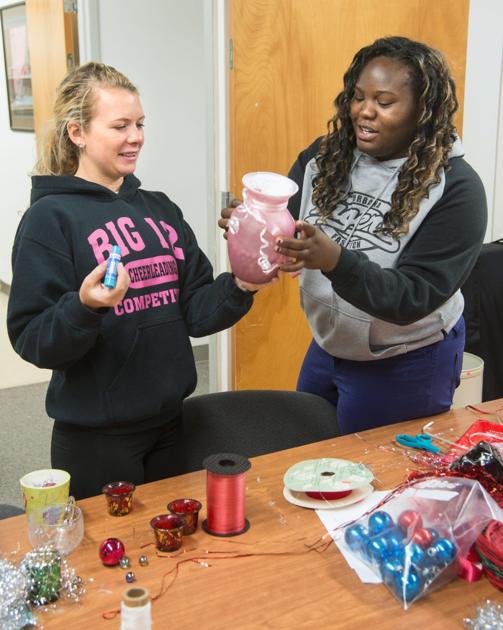 UHS seniors spend day helping, learning | News | news-gazette.com