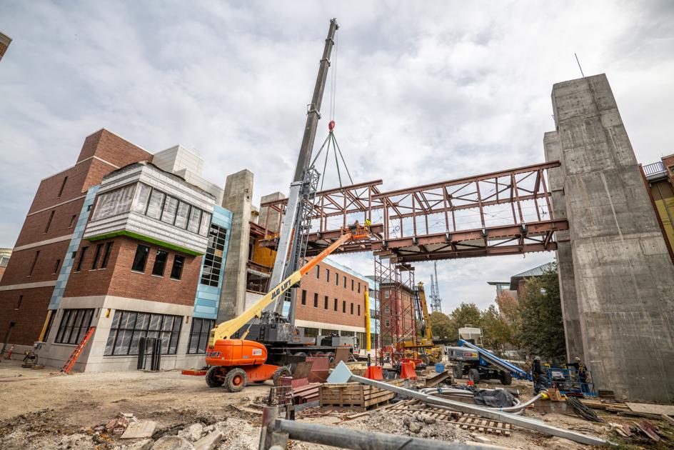 'Smart bridge' taking shape on campus | News | news-gazette.com