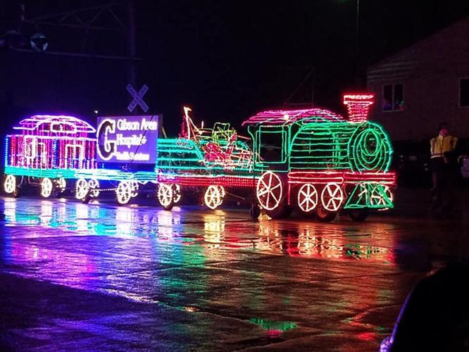 Home for the holidays: Area events promise Christmas lights, horse ...