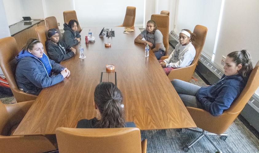 N-G exclusive: All-access with Illinois women's basketball | Sports ...