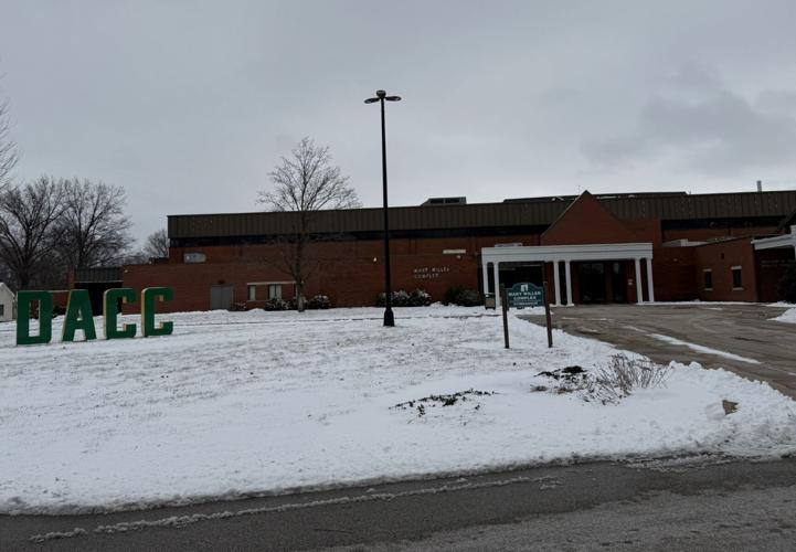 DACC opens its doors for county wrestlers | Local News | news-gazette.com
