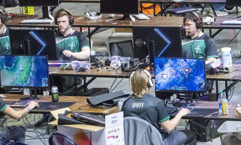 PHOTO GALLERY: Illini Esports Invitational | News | news-gazette.com