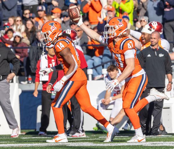 PHOTO GALLERY : Illinois football vs. Indiana | Multimedia | news ...