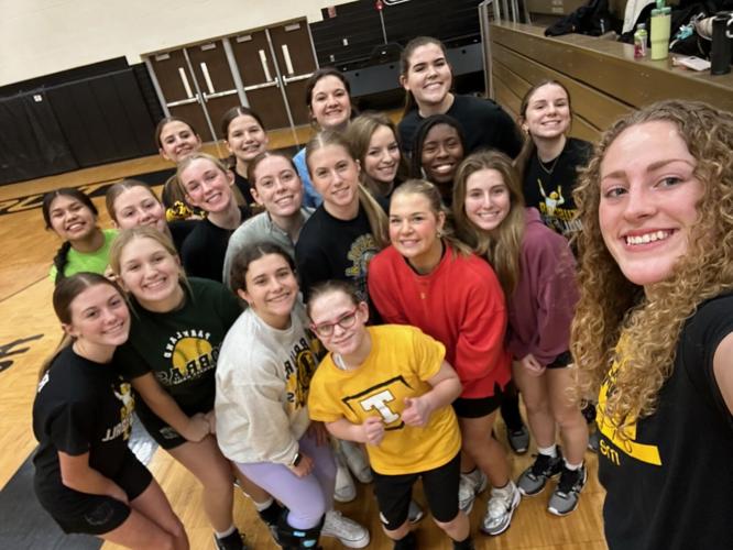 Athletes of the Week: Graves and Moss lead teams through holiday ...