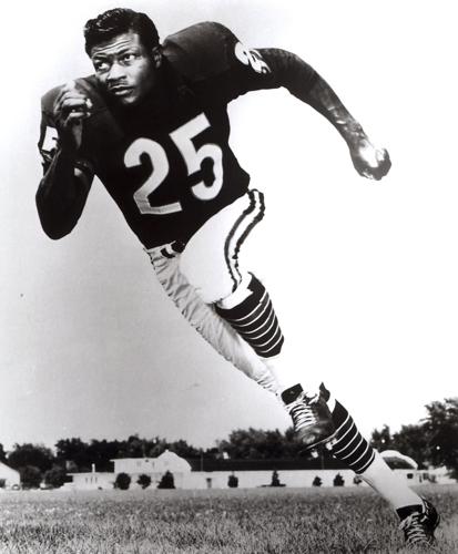 Former Illini great J.C. Caroline dies | News | news-gazette.com